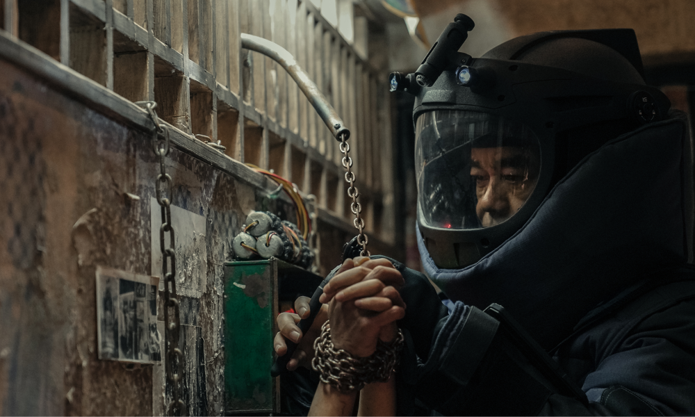 Movie Review: Shock Wave 2 - Herman Yau Rolls The Dice And Wins ...